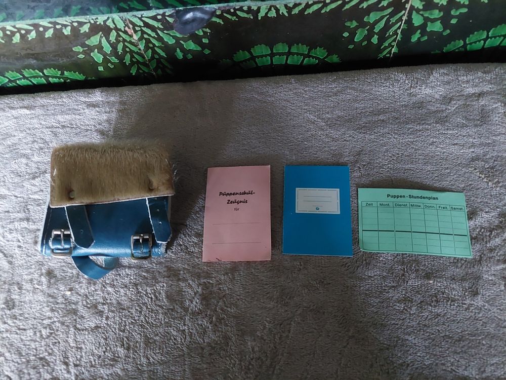 Toller Alter Schulthek Ranzen Mit Inhalt Für Die Puppe 70er Kaufen Auf Ricardo