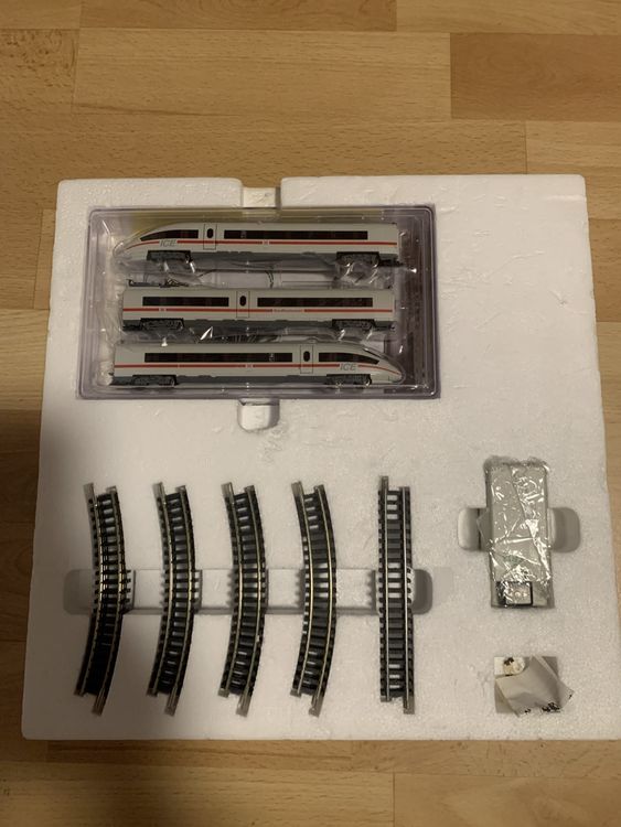 ICE Set von Minitrix (Gebraucht) in Fislisbach für CHF 100 – mit Lieferung auf Ricardo kaufen