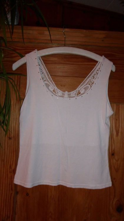 Schönes Weisses . Top mit Strass , Gr M (D'occasion) à Sargans pour CHF ...