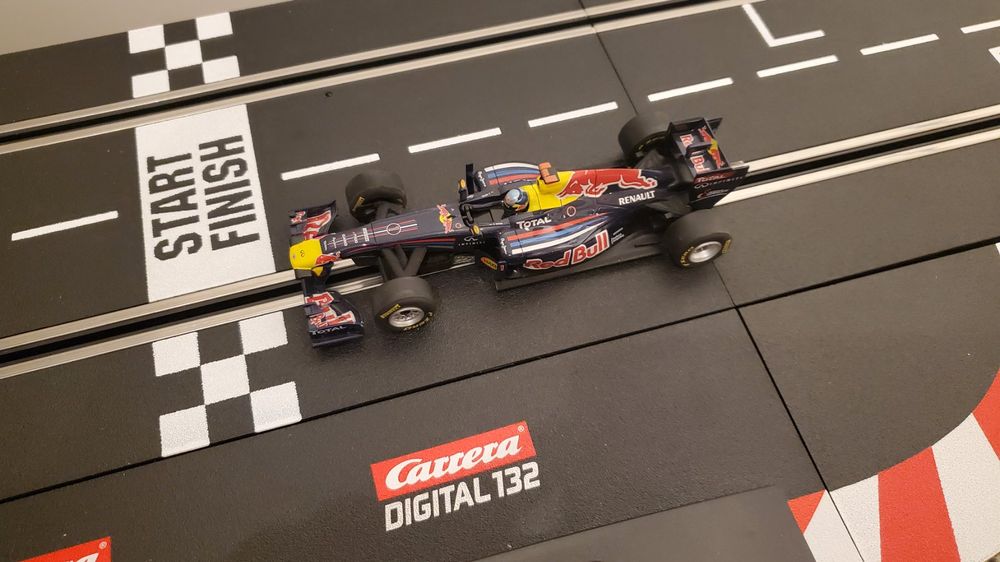 Carrera Digital 132 Red Bull RB7 No. 1 S. Vettel 30628 | Kaufen auf Ricardo
