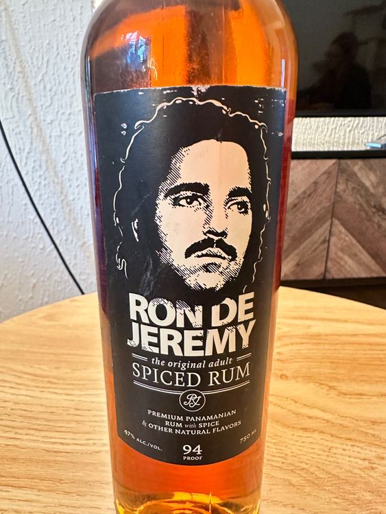 Ron de Jeremy signiert Rum 750ml Panama Rum (Neu und originalverpackt ...