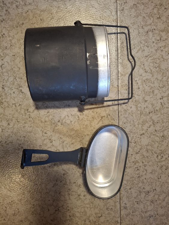 Schweizer Armee Gamelle (Gebraucht) in Malters für CHF 1 – mit Lieferung auf Ricardo kaufen