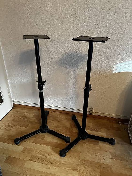 2 Monitor Stative höhenverstellbarer (Gebraucht) in Basel für CHF 65 ...