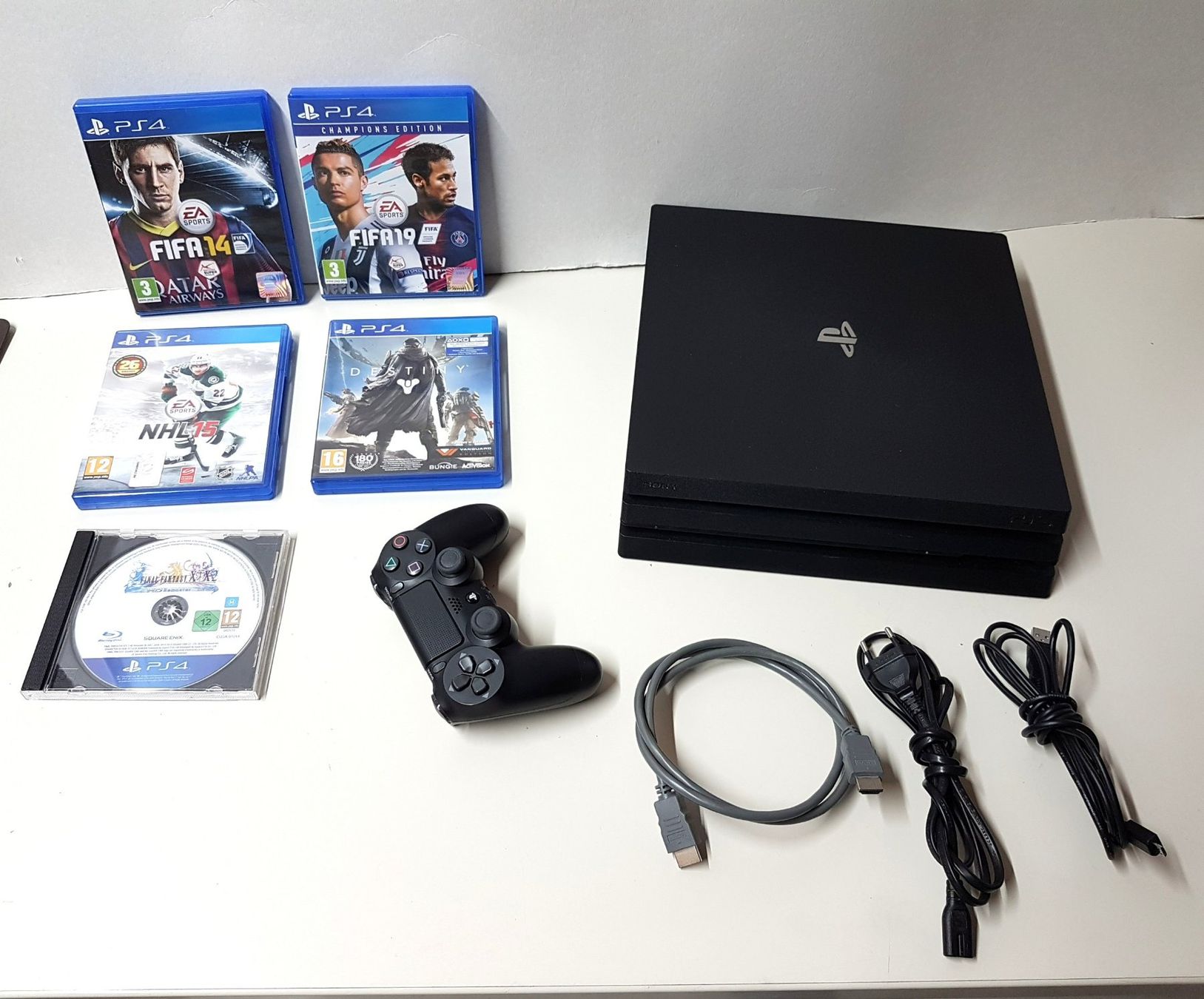 Sony Playstation 4 Pro Konsole 1 TB mit Zubehör (Gebraucht) in Schüpfheim für CHF 167.8 – mit ...