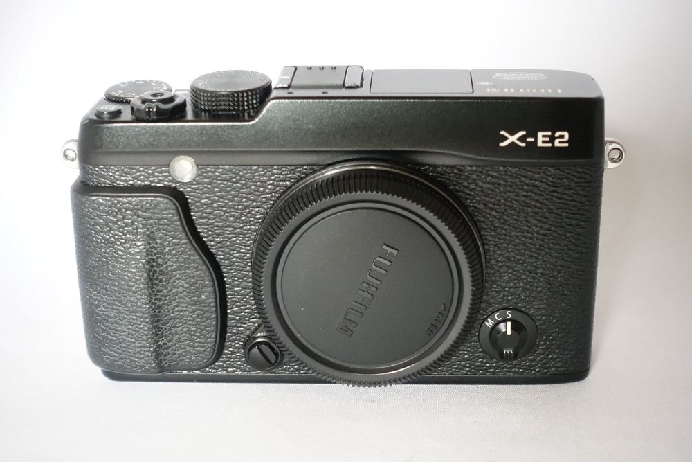 Fujifilm X-E2 Body in Top-Zustand (Gebraucht) in Trimmis für CHF 300 ...
