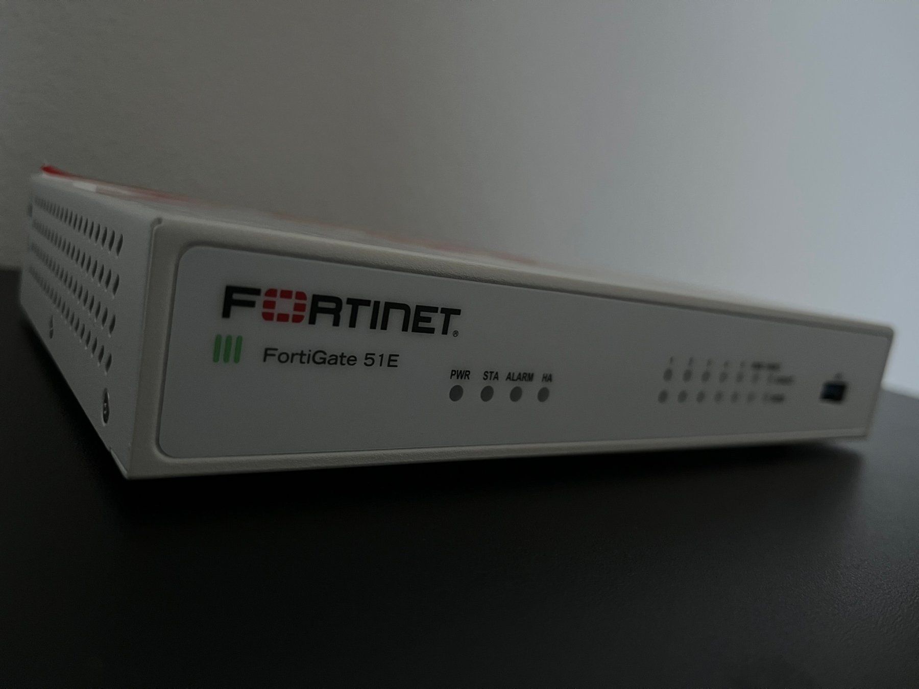 Fortinet Fortigate 51E NEU (Neu (gemäss Beschreibung)) in Malters für ...