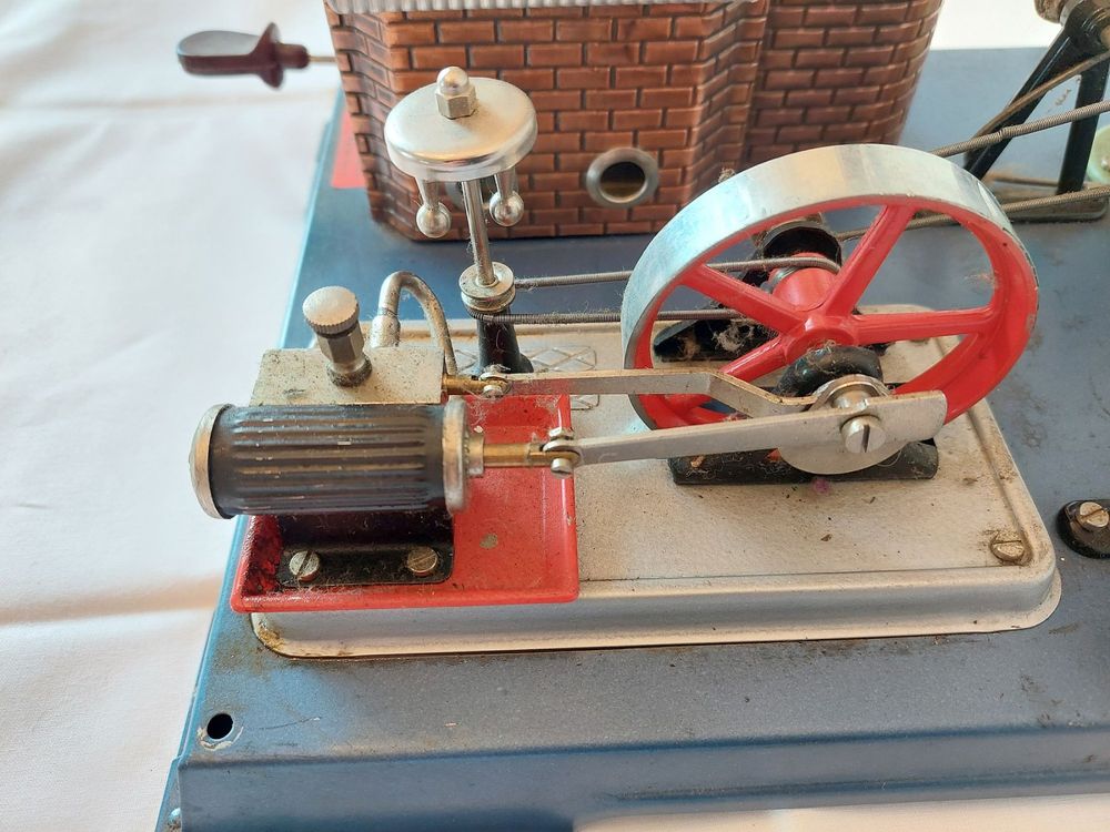 WILESCO Dampfmaschine D101 (Defekt) in Dietlikon für CHF 76 – mit ...