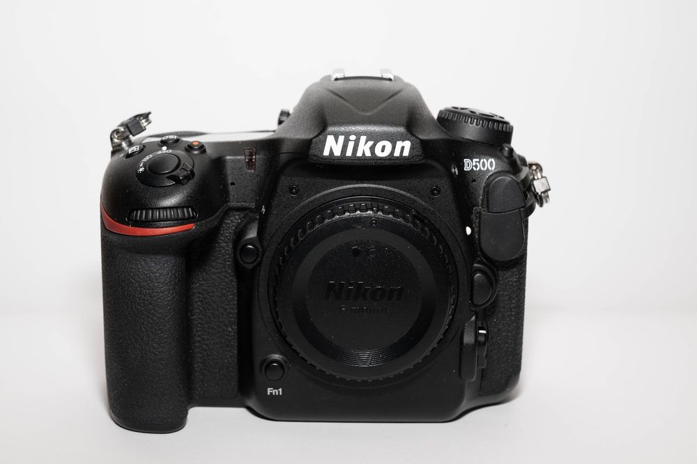 Nikon D500 Body (Gebraucht) in für CHF 1000 – mit Lieferung auf Ricardo ...