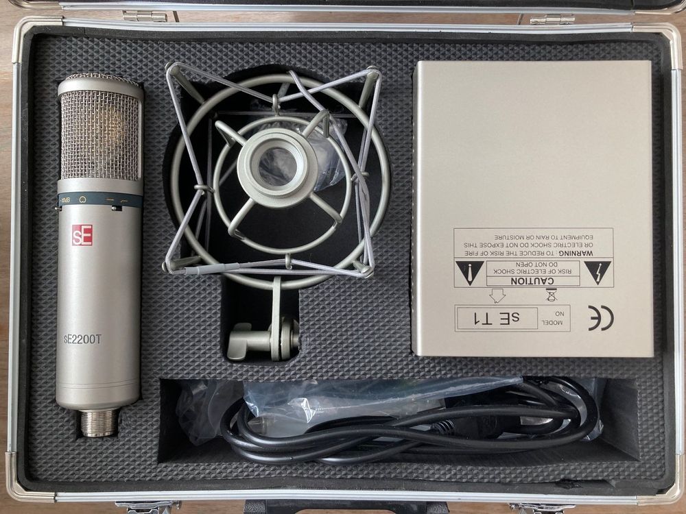 Zwei Vintage-Grossmembran-Studio-Mikrofone, neuwertig (Neu (gemäss Beschreibung)) in Winterthur ...