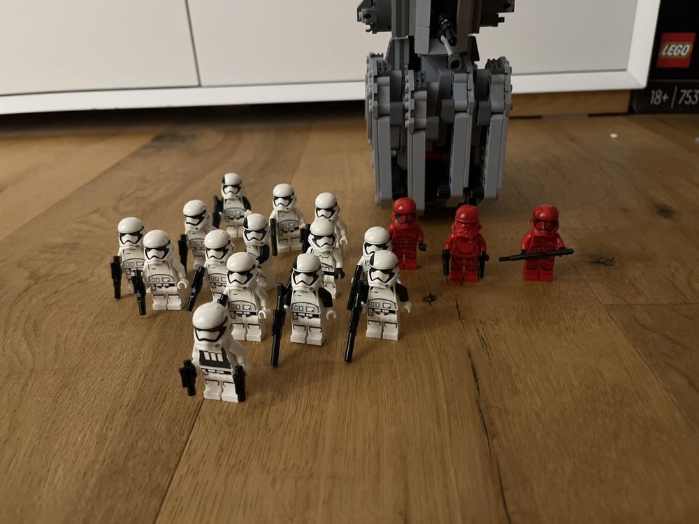 Lego First order tank (Gebraucht) in Bülach für CHF 36 – mit Lieferung ...