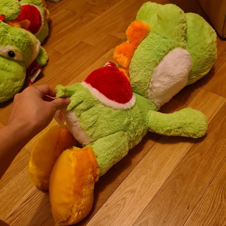 Yoshi Super Mario Laying Down Fluffy Big Doll Taito | Comprare su Ricardo