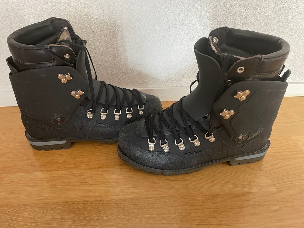Raichle Schalenschuh Militär (Gebraucht) in St. Gallen für CHF 49 – mit ...