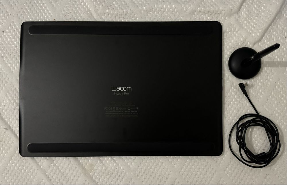 Tablette Wacom Induos Pro PTH 860 | Kaufen auf Ricardo