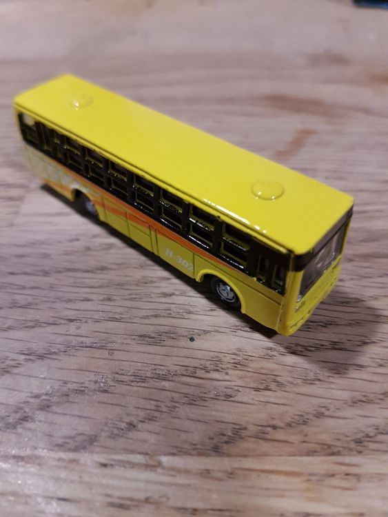 Très beau car jaune | Kaufen auf Ricardo