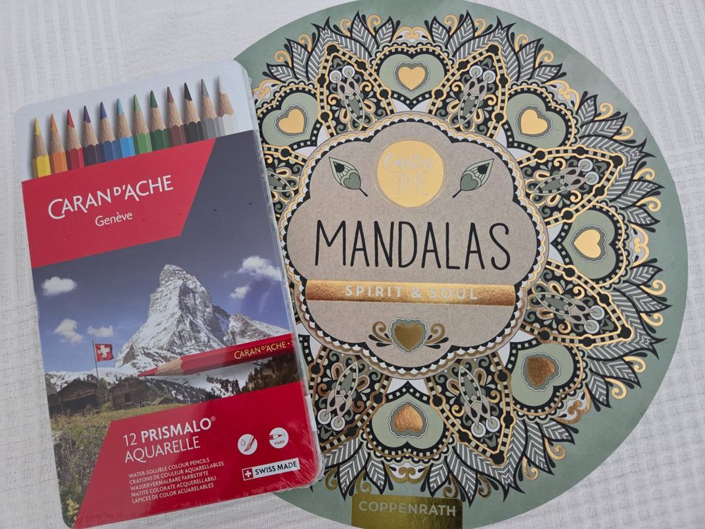 Caran D'Arch Genève 12 Water Soluble Color Pencils+Mandalas (Neu und ...