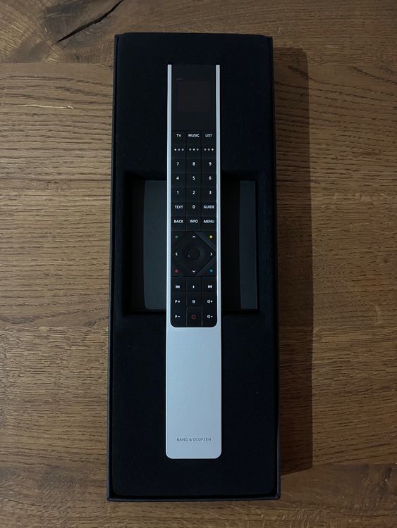 B&O Beoremote One IR Silber Matt (Silk) von Bang & Olufsen (Gebraucht ...