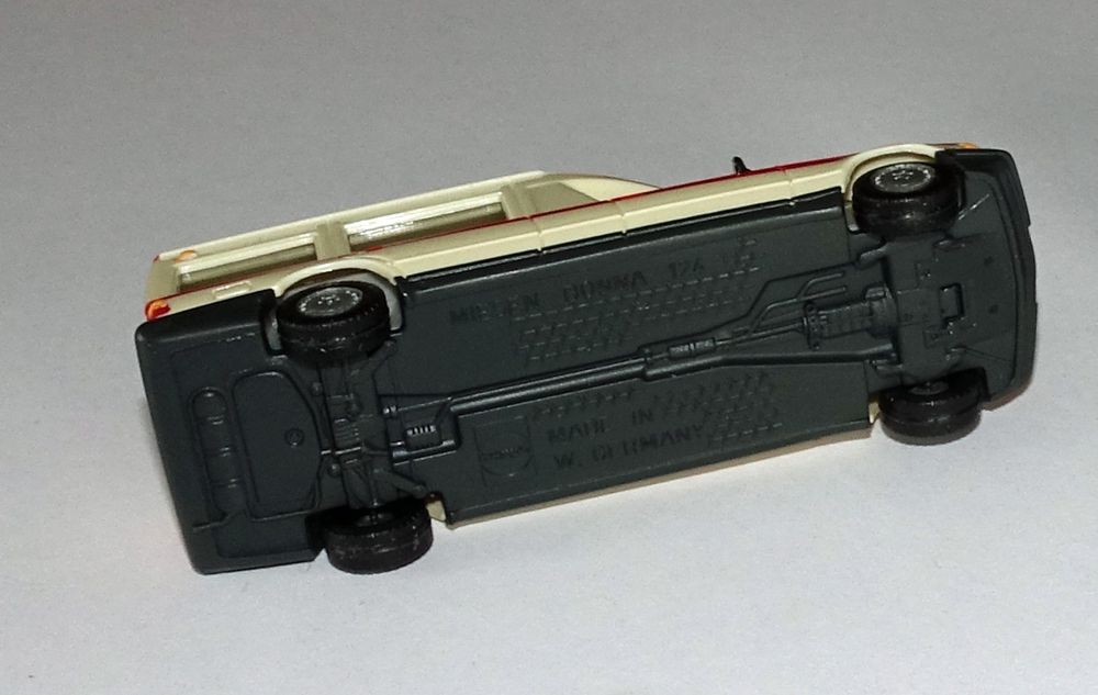 Mercedes W124 Bonna Krankenwagen Herpa 1:87 (Gebraucht) in ...