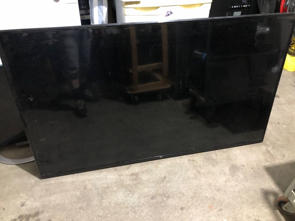 Lg tv Defekt (Defekt) in Biel-Bienne für CHF 37 – nur Abholung auf ...