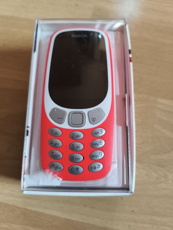 Nokia 3310 3G, Rot, Retro-Handy - Top Zustand, wie neu! (Neu und ...
