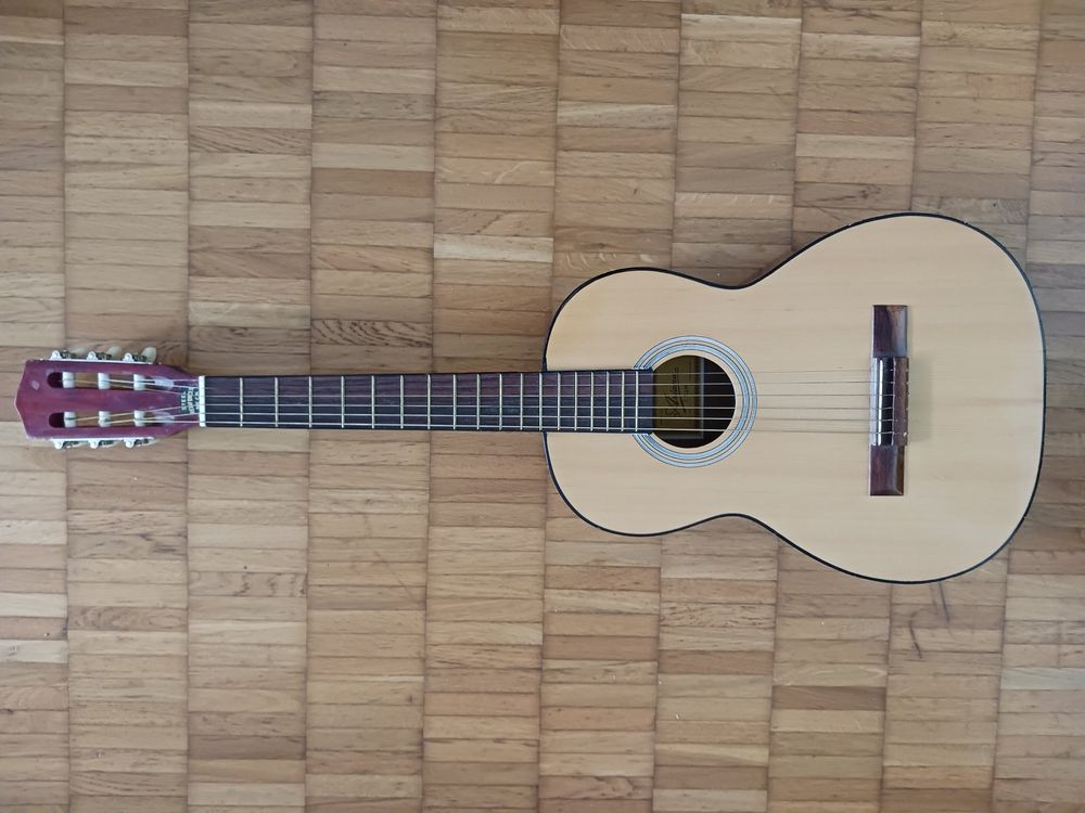 kleine Gitarre | Kaufen auf Ricardo