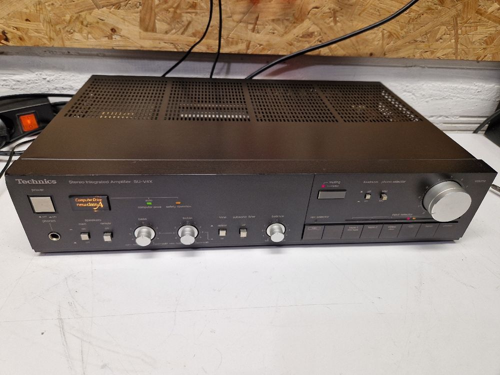 Technics SU-V4X (Gebraucht) in Arbon für CHF 99 – mit Lieferung auf ...