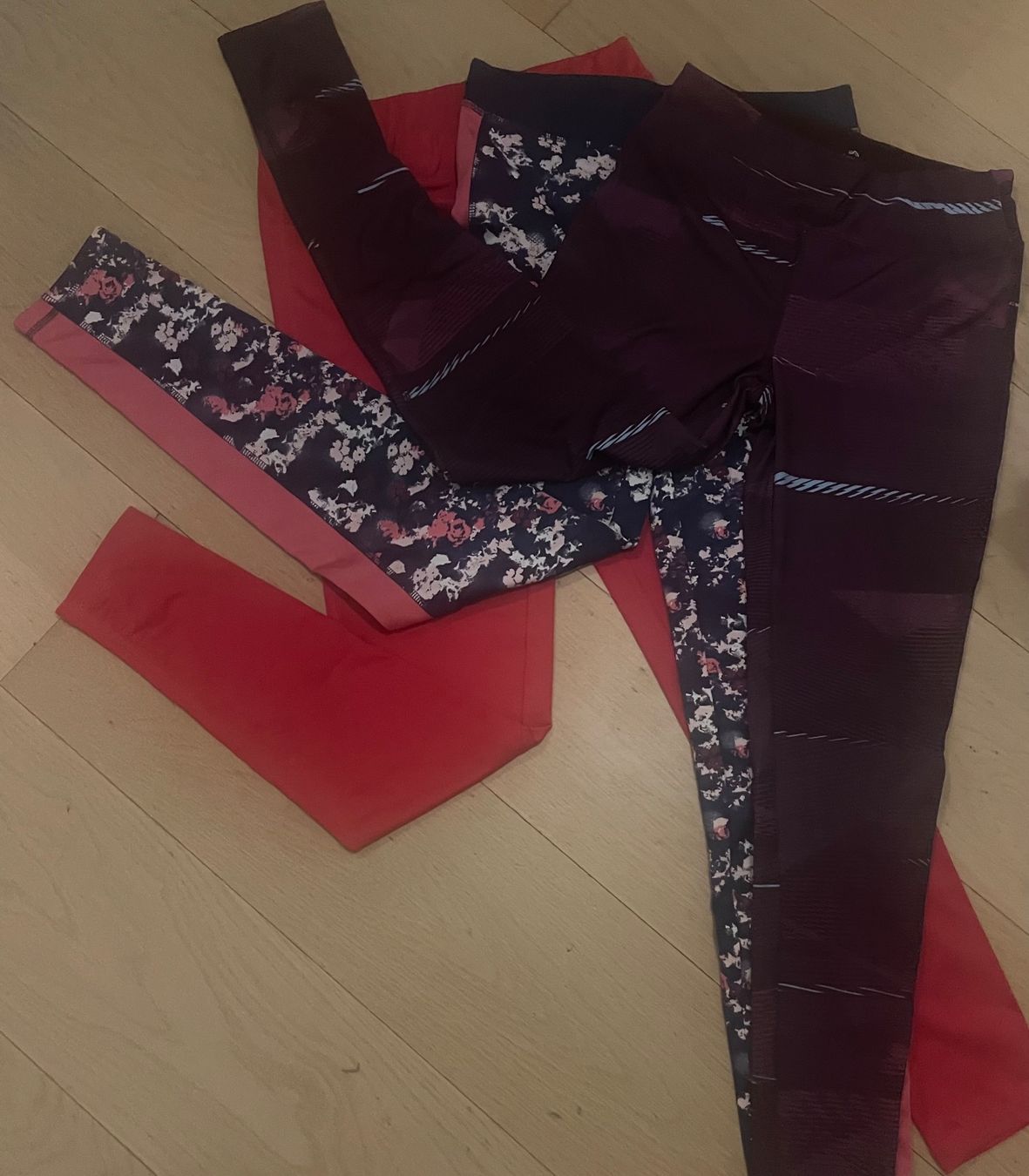 Crivit Sportleggings – Teenager 12–14 Jahren, 3 Stücke (Gebraucht) in ...
