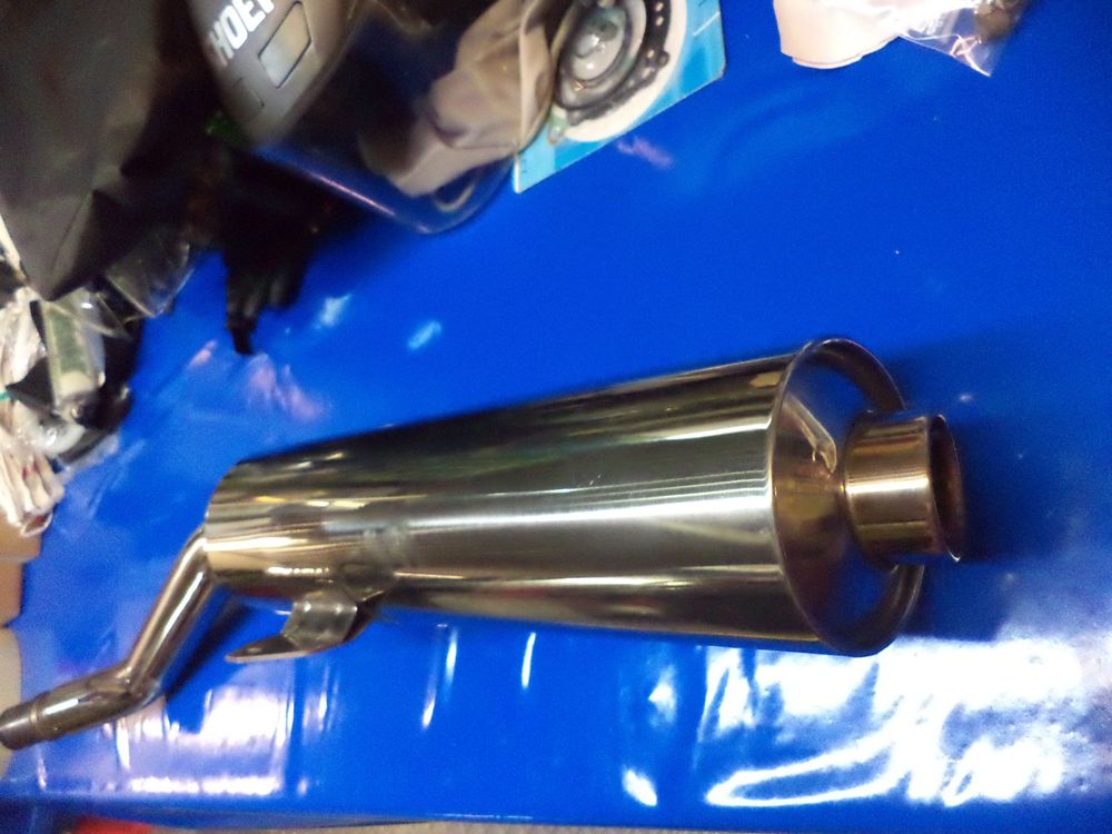 Kawasaki Ninja ZX-9R / Jg. 2000 + Auspuff | Kaufen auf Ricardo