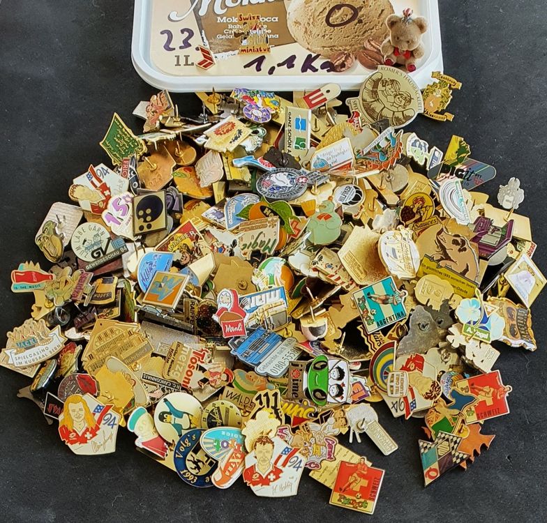 1.1 Kg. Pins Pin alle ohne Verschluss / Nr. 23 | Kaufen auf Ricardo
