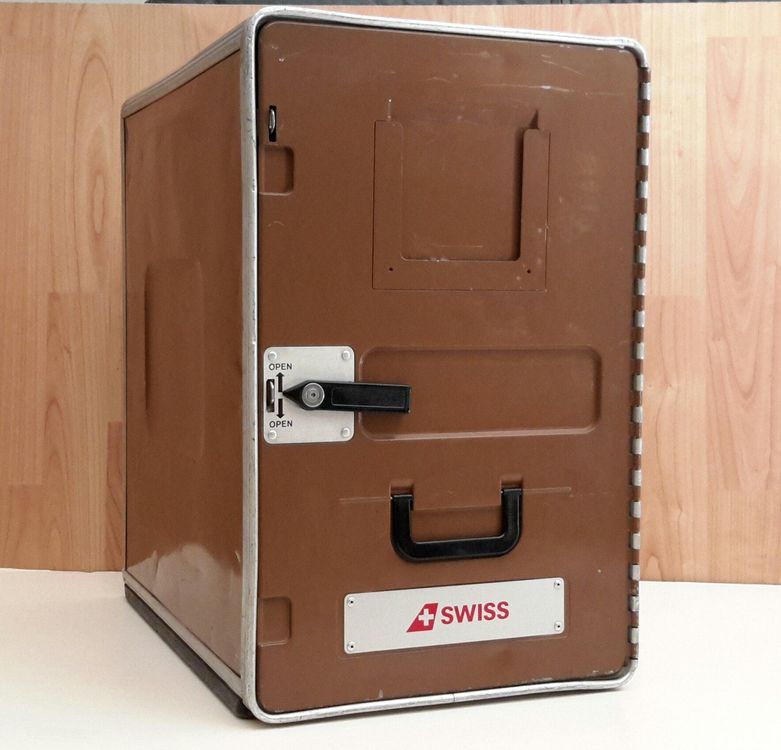 SWISS, Bord Box, Container, Galley, KSSU (Gebraucht) in Schwerzenbach ...