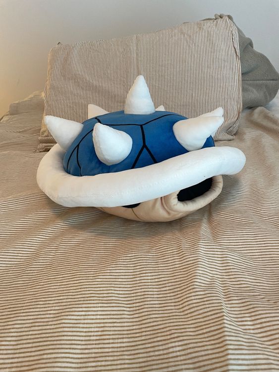 Super Mario Blue Shell Stofftier/Kissen (Gebraucht) in Adliswil für CHF ...