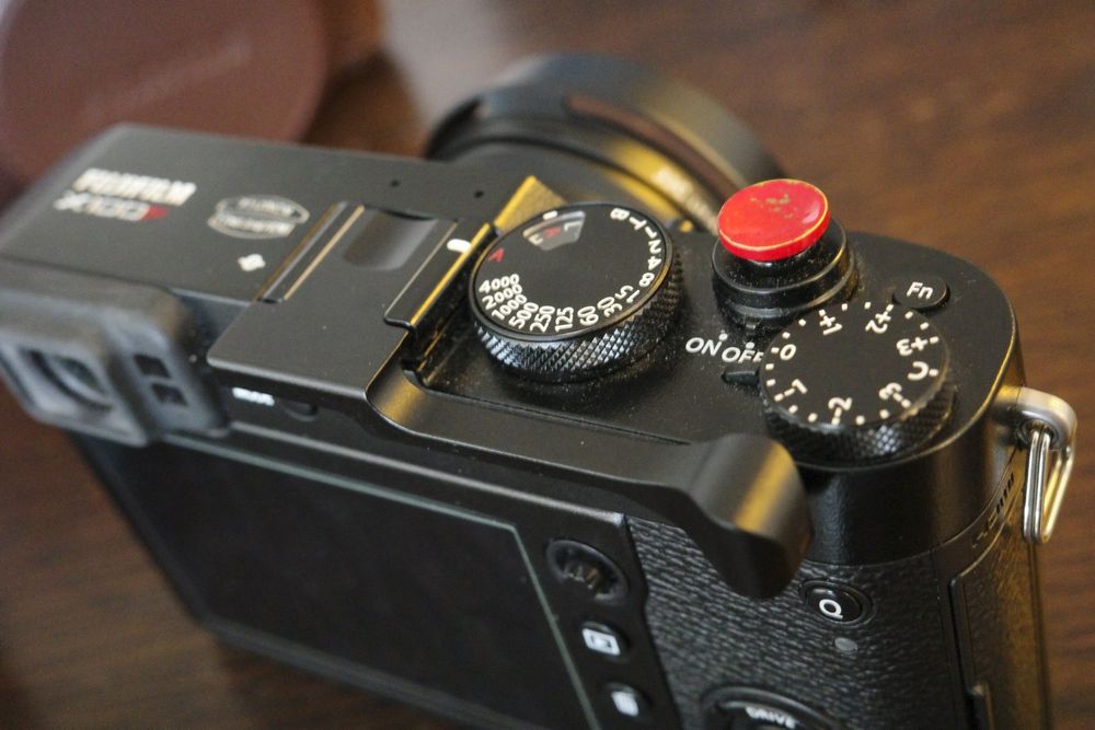 Fujifilm X100F - super Zustand, inkl. 3 Batterien etc. (Gebraucht) in ...
