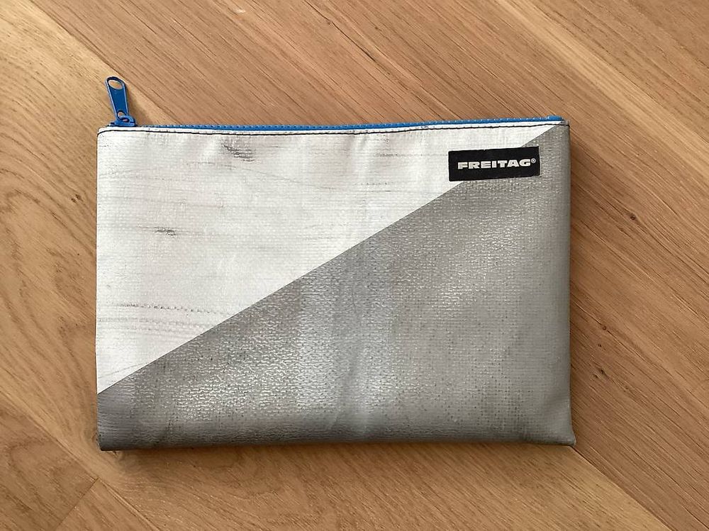 Freitag Pouch Chuck (Gebraucht) in Solothurn für CHF 40 – nur Abholung ...