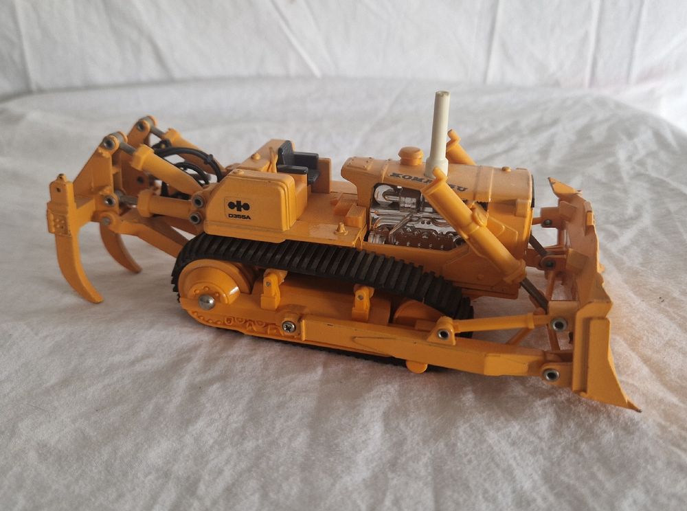 KOMATSU D355A Bulldozer Yonezawa Toys Diapet Japan, Top.. (Gebraucht ...