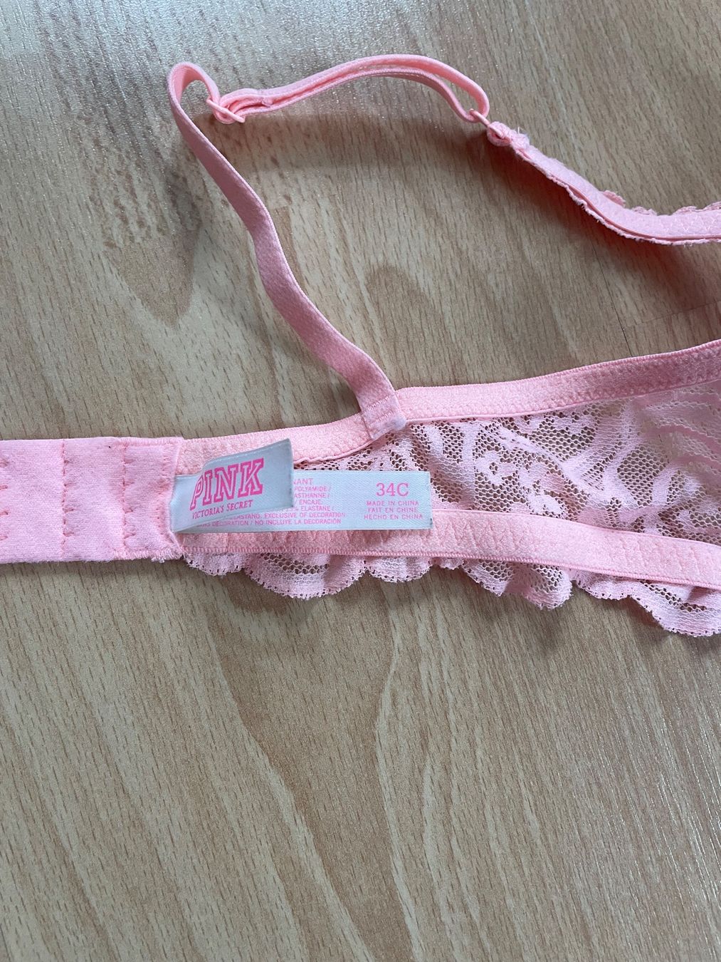 Victoria's Secret PINK BH, Grösse 34C (US), mit Spitze🌸 (Gebraucht) in ...