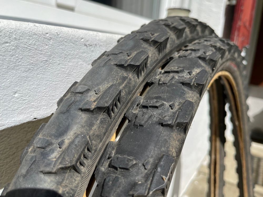 HUTCHN'SUNN (Hutchinson) Rock X-Country retro Reifen 26" (Neu und ...