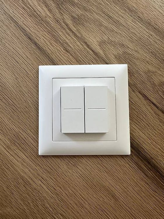 Philips Hue Feller Smart Lichtschalter (Neu (gemäss Beschreibung)) in ...