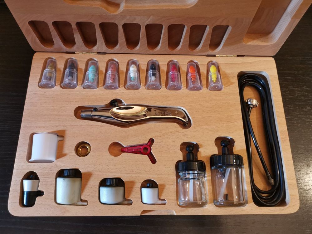 Aztek Airbrush system (Gebraucht) in Neuchatel für CHF 199 – mit ...