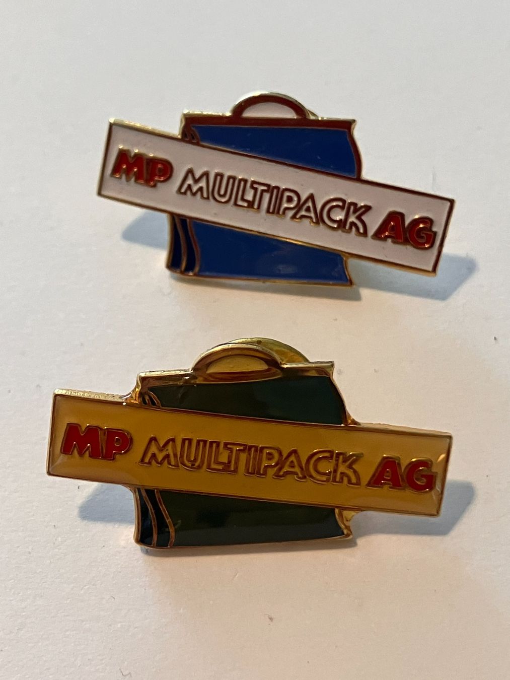 2 Pin MP Multipack AG (Gebraucht) in Basel für CHF 1.5 – mit Lieferung ...