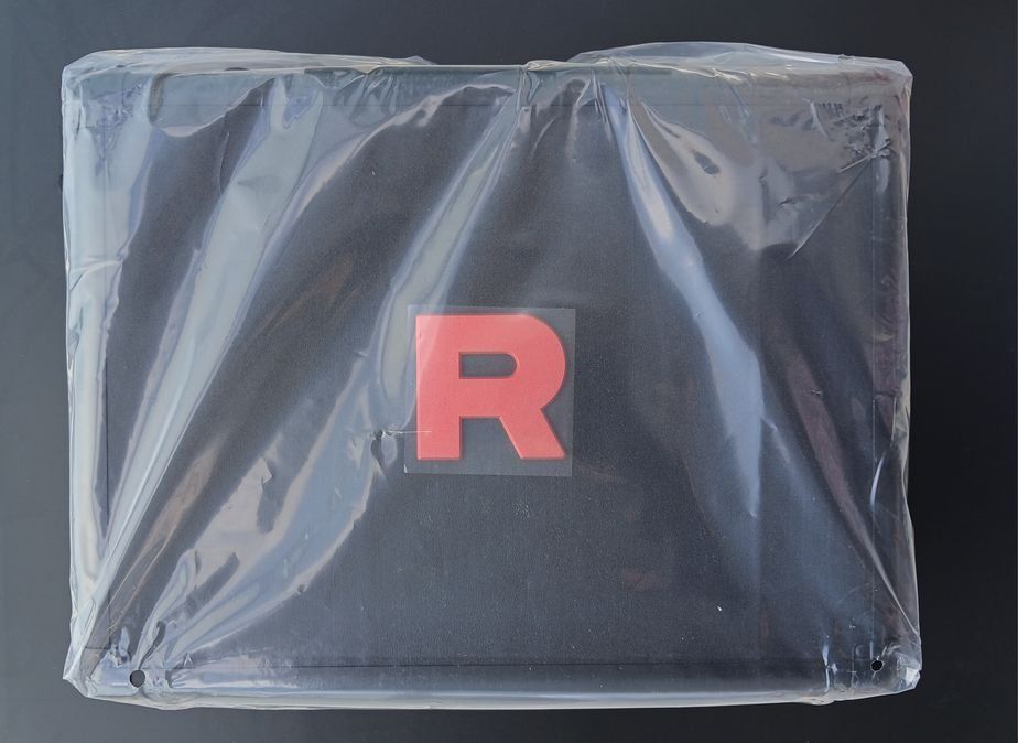 Pokemoncenter The Glory of Team Rocket Koffer inkl. Display (Neu und ...