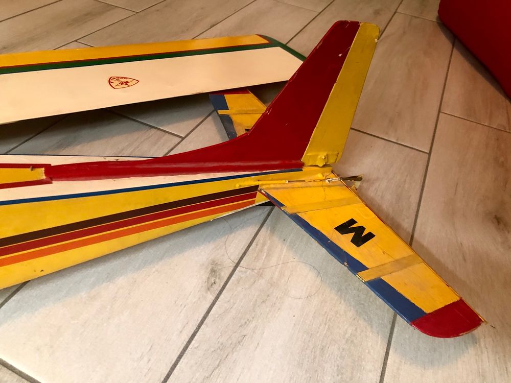 Modellflugzeug Elektro (Gebraucht) in für CHF 10 – mit Lieferung auf ...