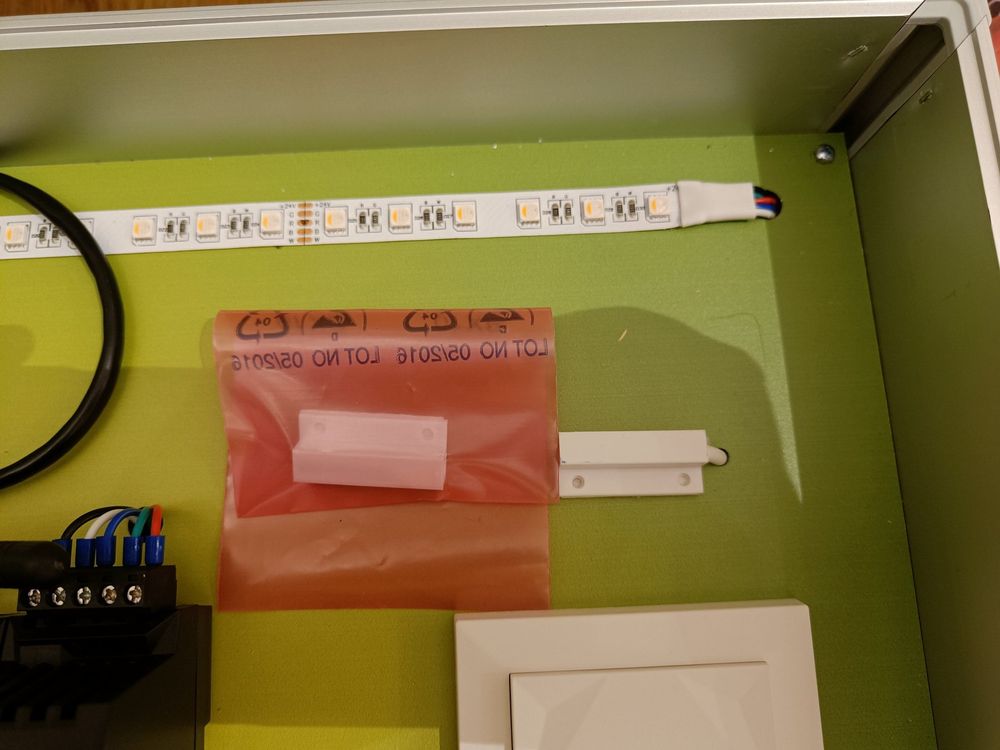 Loxone Musterkoffer Tree / Loxone Demo Case (Gebraucht) in Gretzenbach ...