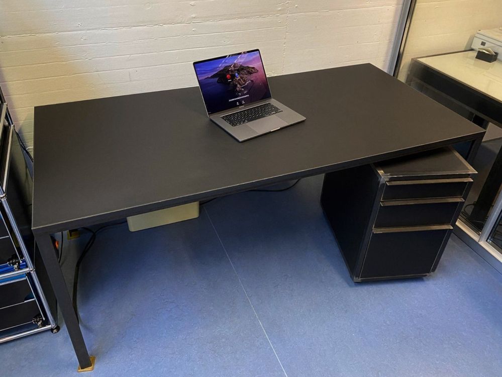 Toller Tisch zum Arbeiten (Gebraucht) in Zürich für CHF 170 – nur ...