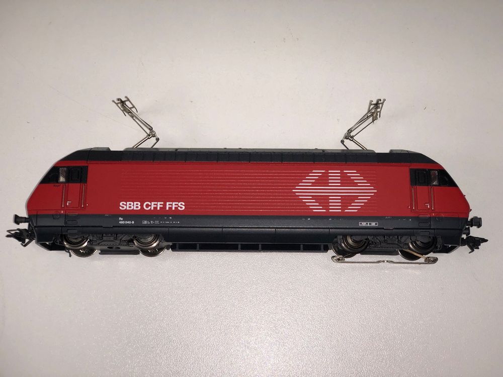 Märklin E-Lok BR 460 der SBB mit 4 Stück SBB Güterwagen (D'occasion) à ...