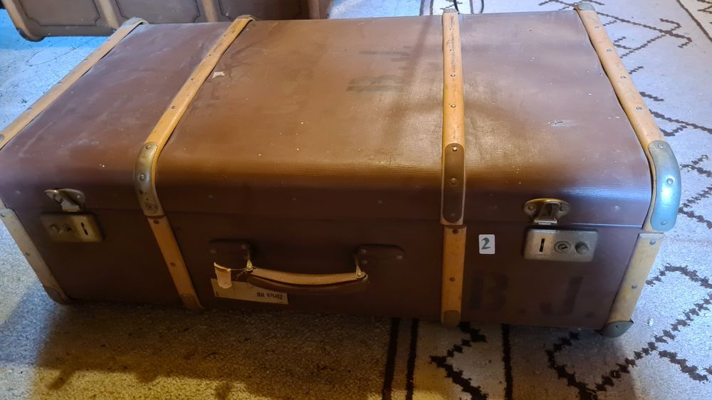 Alter Koffer (Gebraucht) in Zürich für CHF 20 – nur Abholung auf ...