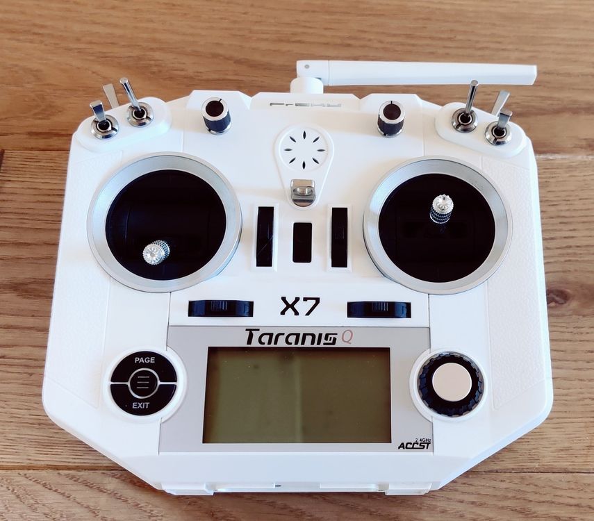 RC Fernsteuerung FrSky Taranis Q X7 in weiss, inkl. Akku | Kaufen auf ...