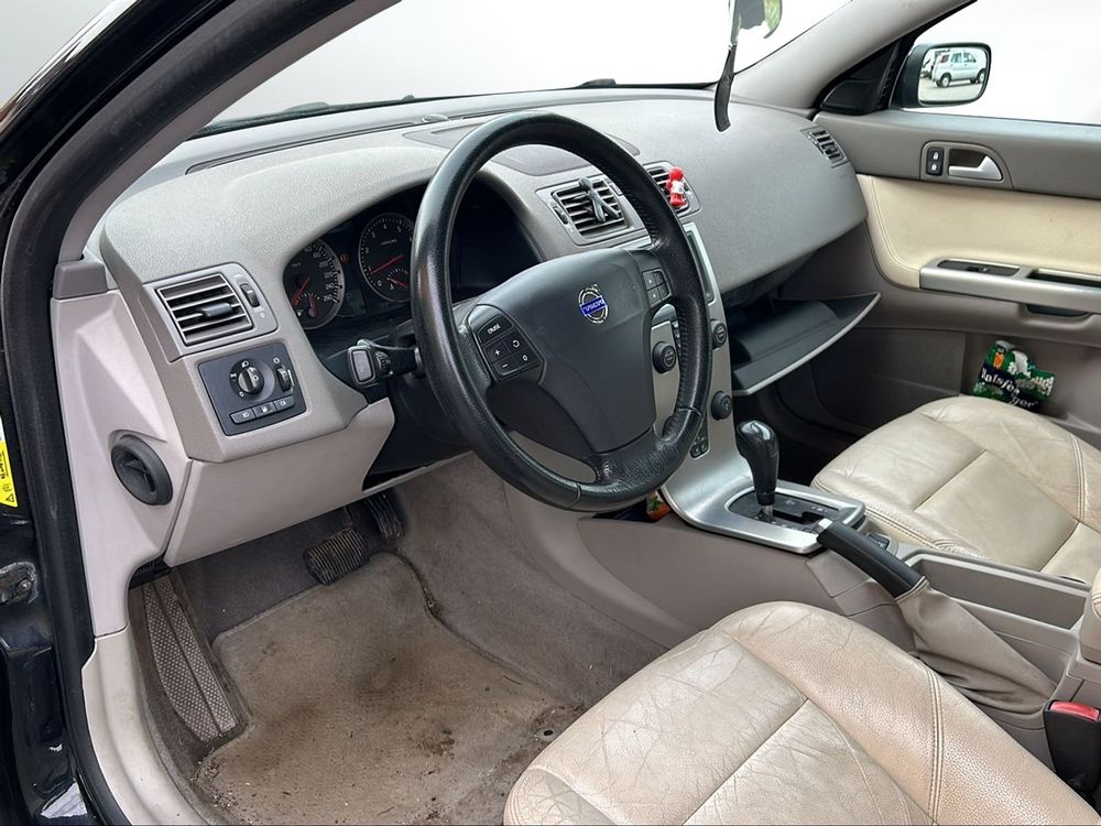 Volvo V50 T5 AWD | Kaufen auf Ricardo