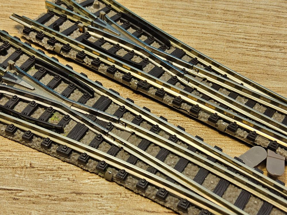 Fleischmann _ 2 x Handweiche _ rechts & links _ Spur N (Gebraucht) in ...