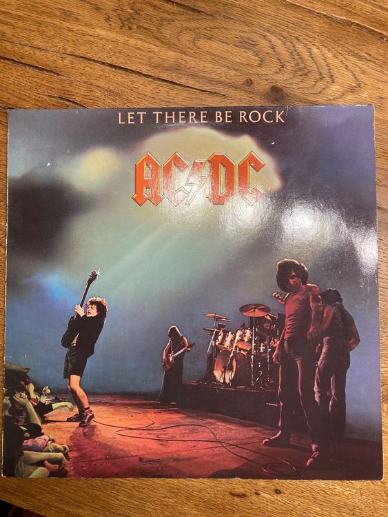 Schallplatte AC DC - LET THERE BE ROCK (Gebraucht) in Radelfingen für CHF 15 – mit Lieferung auf ...