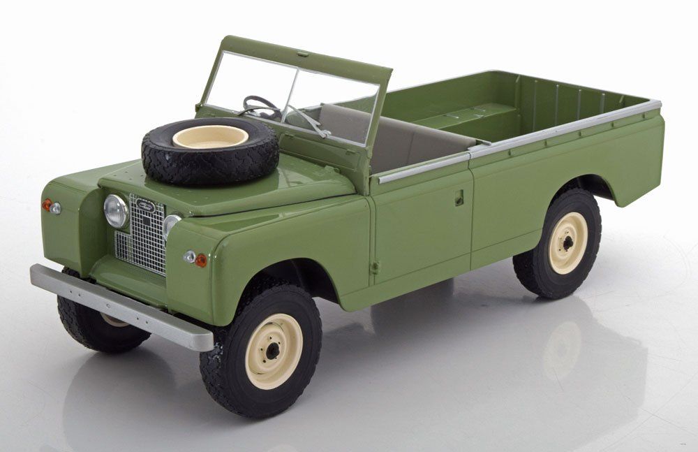 LAND ROVER 109 PICK UP SERIES II 1959 HELLGRÜN 1:18 MCG (Neu und ...