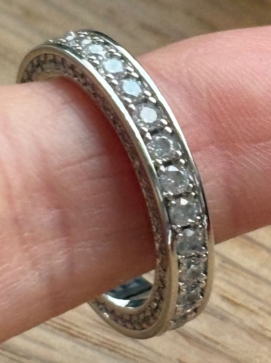 Luxus Gr.19/9 Ring Memoire Zirkonia Farbe Silber (Gebraucht) in Biel ...